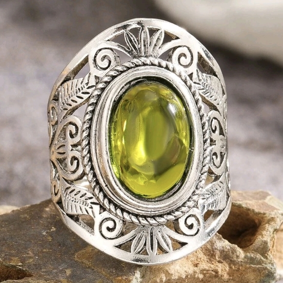 Jewelry | Peridot Filigree Silver Plated Ring | Poshmark